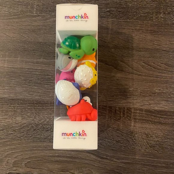 Munchkin | Toys | New Munchkin Ocean Squirts 8pk Bath Toys | Poshmark